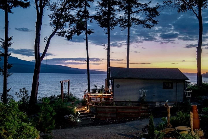 Secluded Beach Cabin On Historic Discovery Bay - Port Townsend, WA