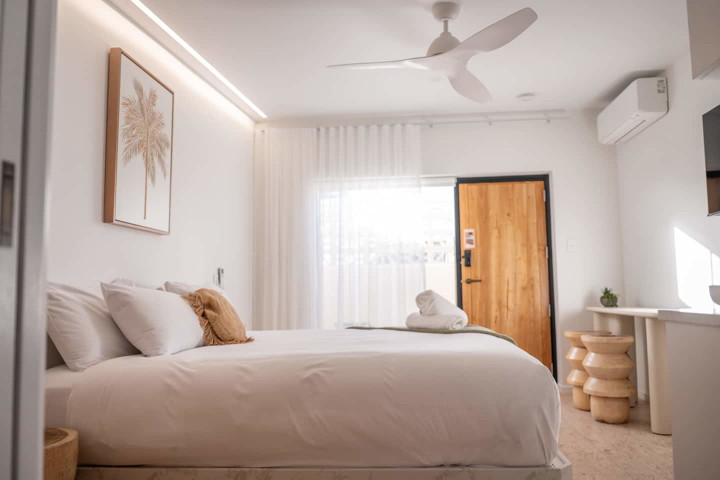 Luxury King Suite ~ Pool & Sauna - Bargara