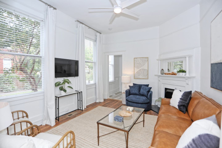 Spacious Historic Victorian In Downtown Savannah - Savannah