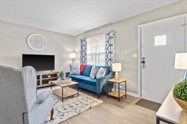 Cozy 1-bd - Perfect For Short And Mid Term Stays - Shawnee, KS