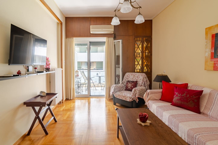 Tati's Parthenon Apt 2bdr- 1,5bth - With Balcony - Athens