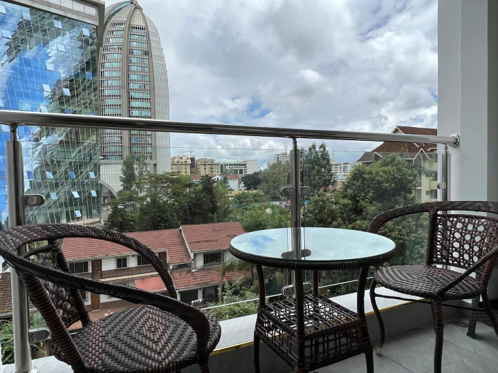 2 Bedroom Kilimani, Mihrab View - Kenya