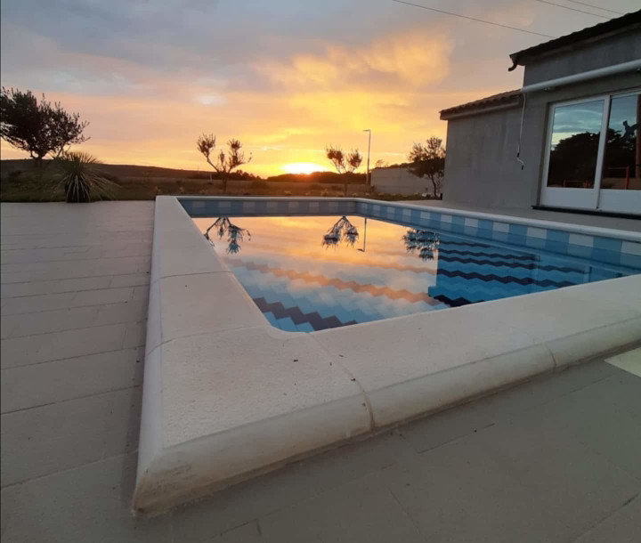 House With Pool - Nerezine