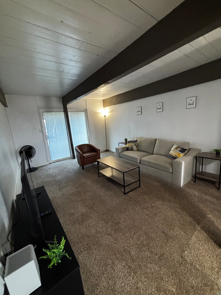 Comfy 2/1 Apt In Evanston - Evanston, WY