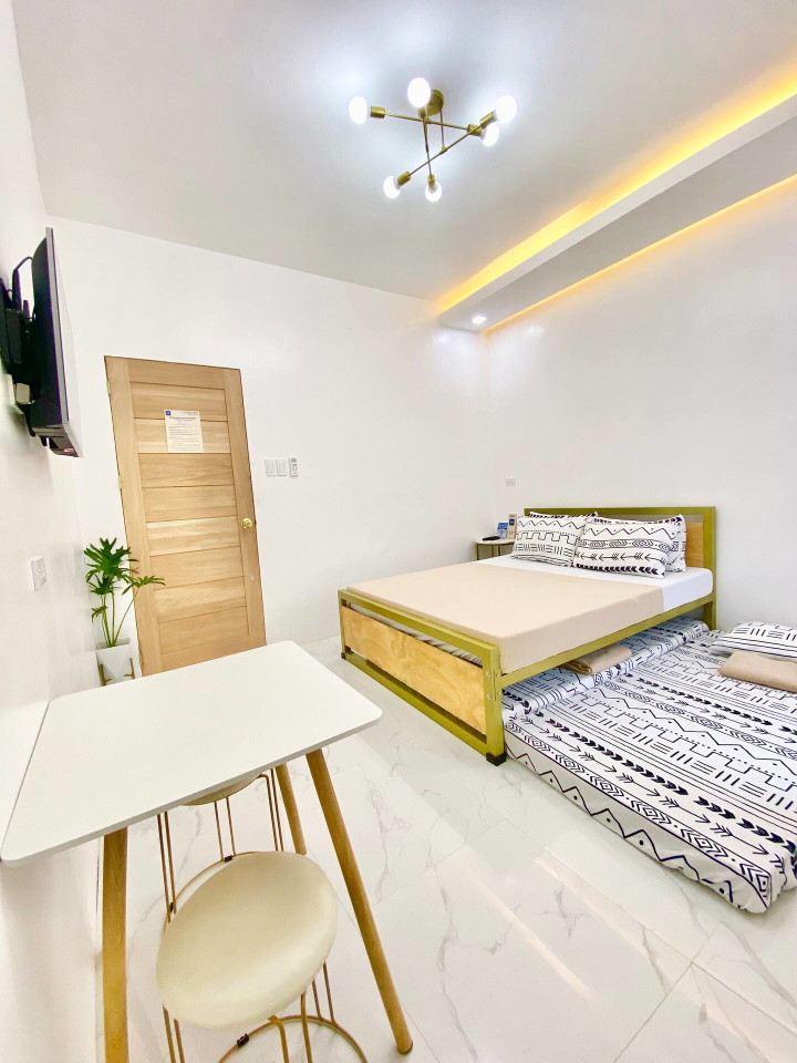 Olongapo Mansion Transient 5 Rooms (Up To 25 Pax) - Subic