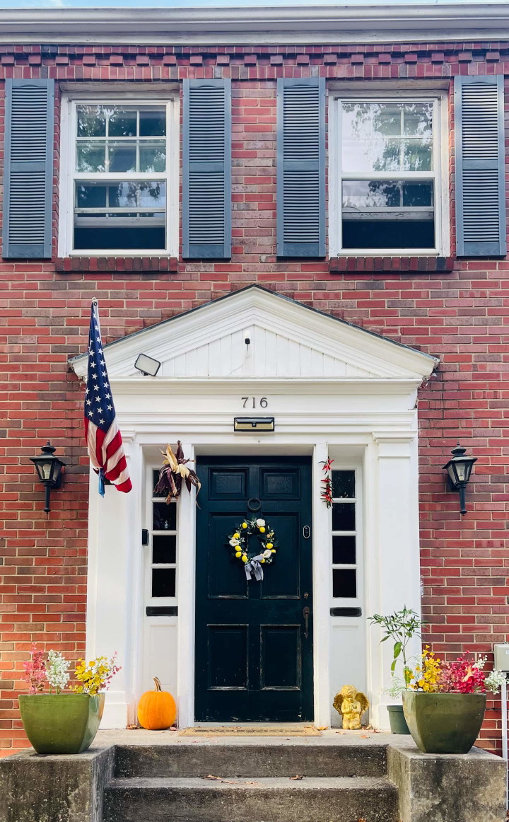 Home Next To U Of I - Urbana, IL