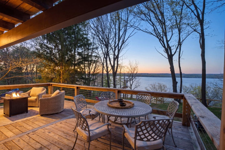 Seneca Lakefront Cabin On Winetrail W/dock/hot Tub - Finger Lakes, NY