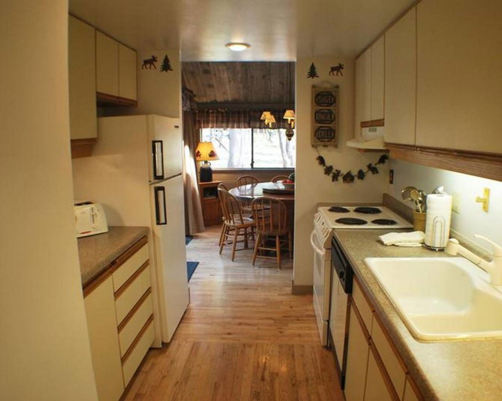 Come Enjoy This Cabin In The Woods, Hot Tub & Pet - Sunriver, OR