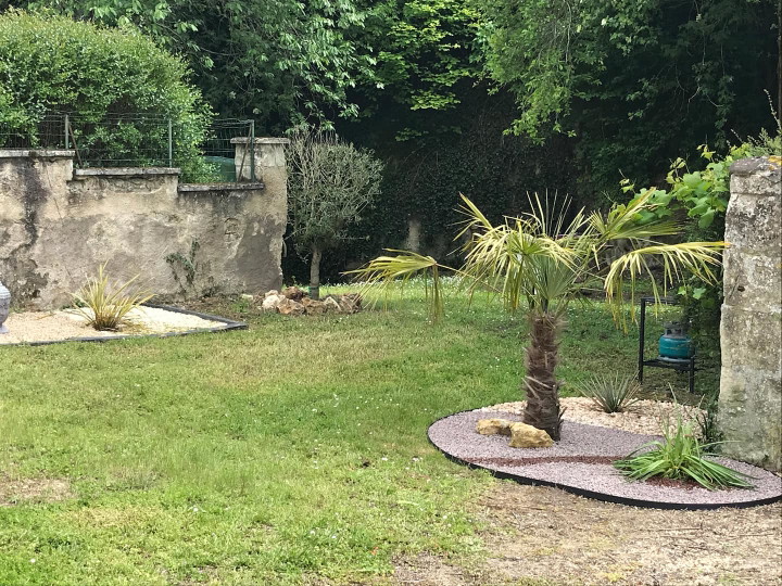 Appart.meublé Classé 2*,cures Et Vacances - La Roche-Posay