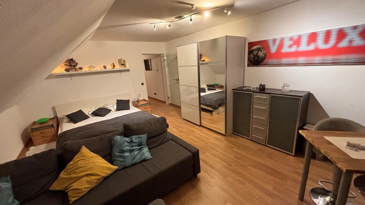 Gemütliches Dachstudio In Ruhiger Lage. - Cologne
