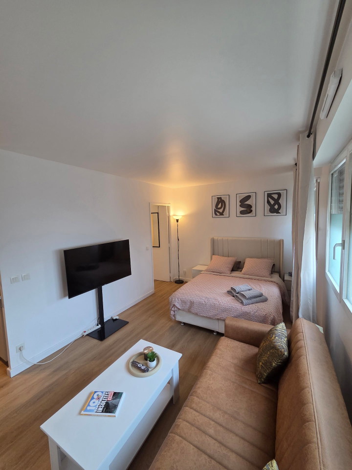 Studio Cosy Stade De France
2min Des Transports - Porte de Pantin