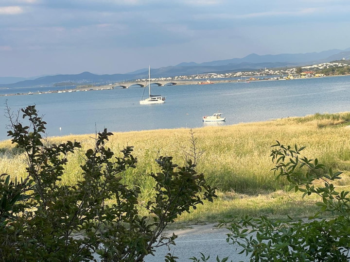 Ayvalık Cunda Adasında Deniz Manzaralı,bahçeli Ev - Ayvalık