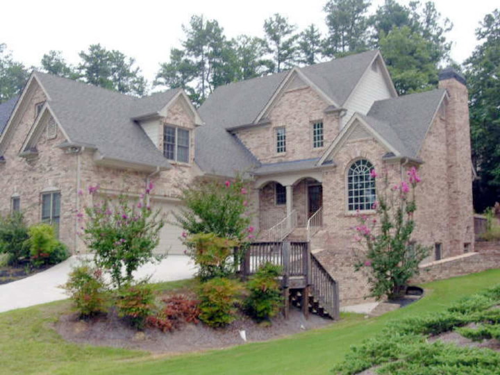 Private Escape In Gated Community(entire Basement) - Auburn, GA