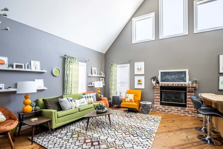2 Bed Downtown Omaha Condo- Loft & Private Deck - Omaha, NE