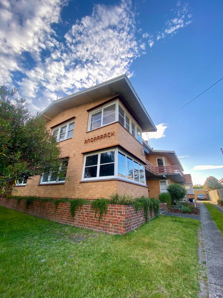 Historic Angarrack2br Apartment Near Pakington St - Geelong