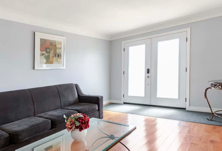 Vacation Home With Swimming Pool - Niagara Falls