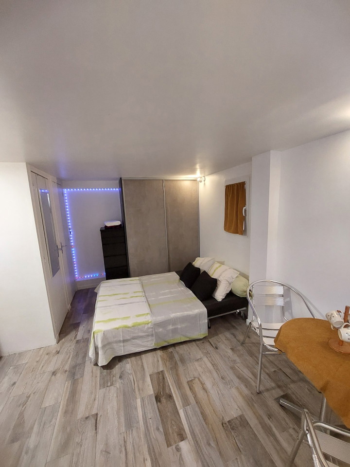 Studette, Très Calme, Rénové - Colombes