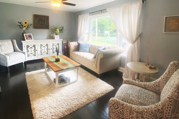 Cheerful 2 Bedroom Home With Parking On Premise. - Worth, IL