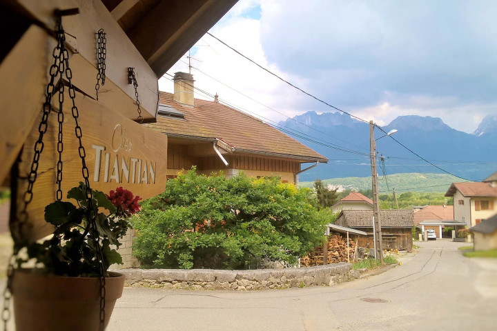 " Chez Tiantian " Vue Lac - Sévrier