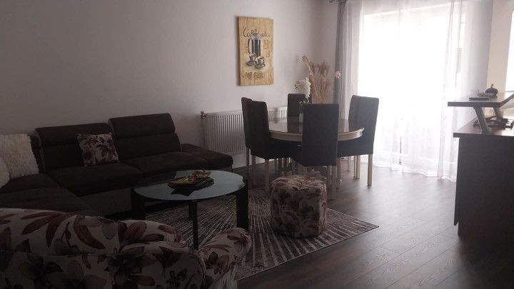 Stan Cappuccino Za Vaš Miran  I  Ugodan Odmor - Bósnia e Herzegovina