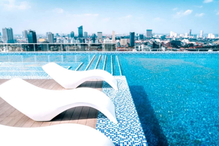 Centrally Located 1-bedroom Condo With Giant Pool. - Cambodia