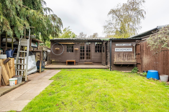 Garden Cabin - Barnet