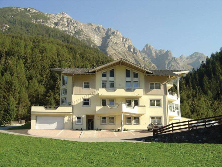 Appartement Mit 1 Schlafzimmer
Sehr Großen Balkon - Neustift im Stubaital