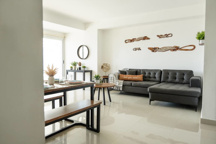 Fully Renovated Apt Malecon Area - Cancún