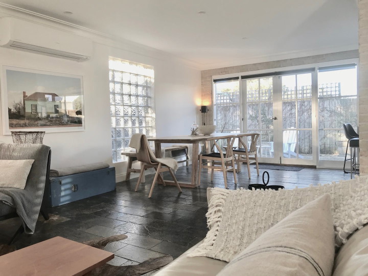 Stylish Sun Filled Beach Home Salt+pines Middleton - Albany