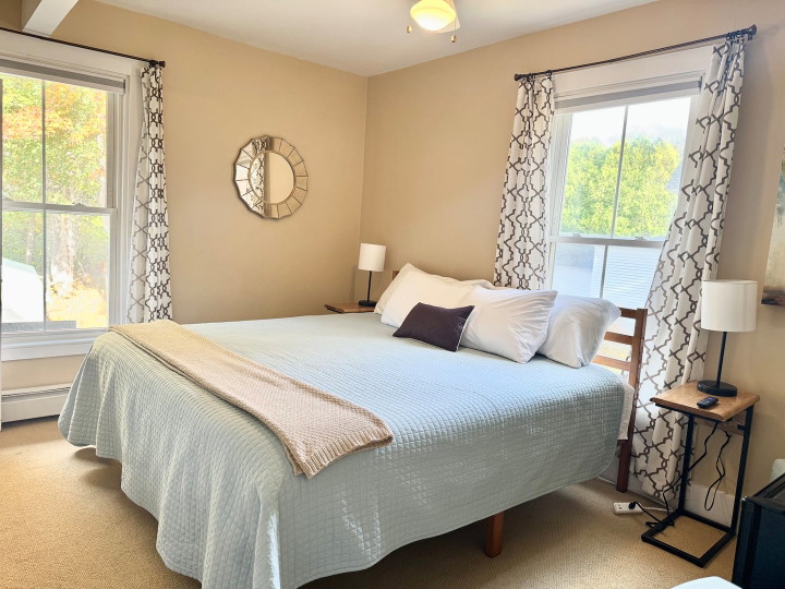 Great Harbor Inn Bermuda Room 22 (King Bed) - Bar Harbor, ME