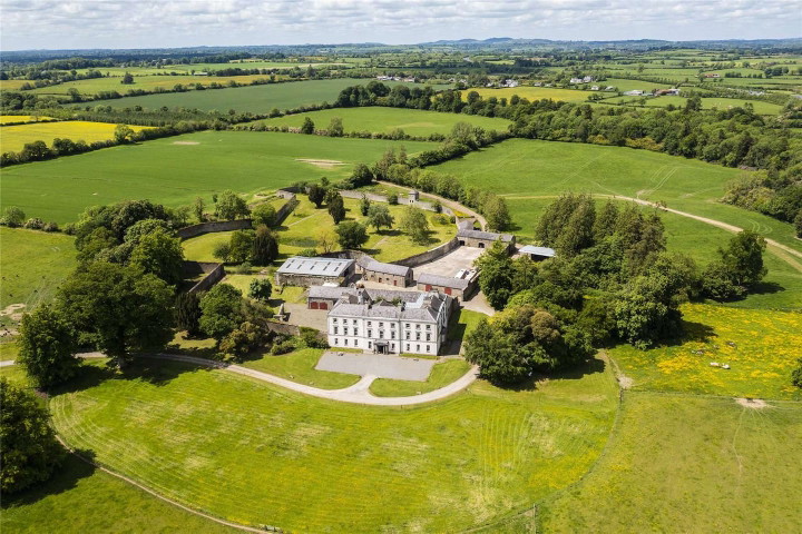 Historic Boyne Valley Manor | 30 Guests | 68 Acres - Kells