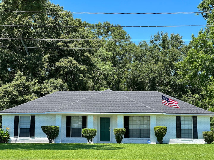 "Welcome To Arthurs Place! Ideal For Large Groups And Pet Friendly." - Baton Rouge, LA