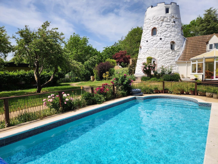High-spec Self-catering Converted Stable (Victor) - Hertfordshire