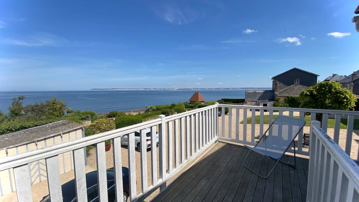 Studio De Charme Avec Terrasse Vue Sur Mer - Villerville