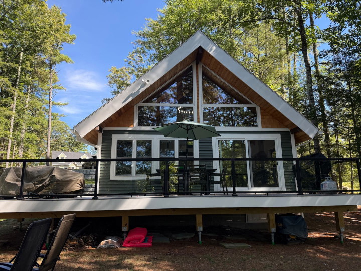 3-bed Maine Lakefront Home W/private Dock&fire Pit - Limerick, ME