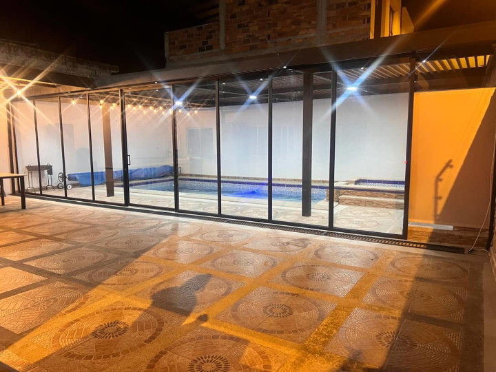 House In Cuenca + Swimming Pool / Jacuzzi + Exclusive Area. - Cuenca