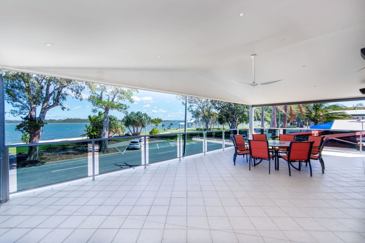 Magical Holiday Home - Welsby Pde, Bongaree - Brisbane