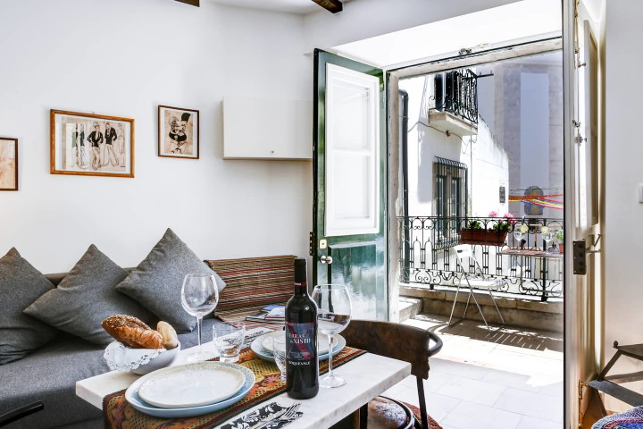 You Lisbon - Alfama Pateo - Alfama