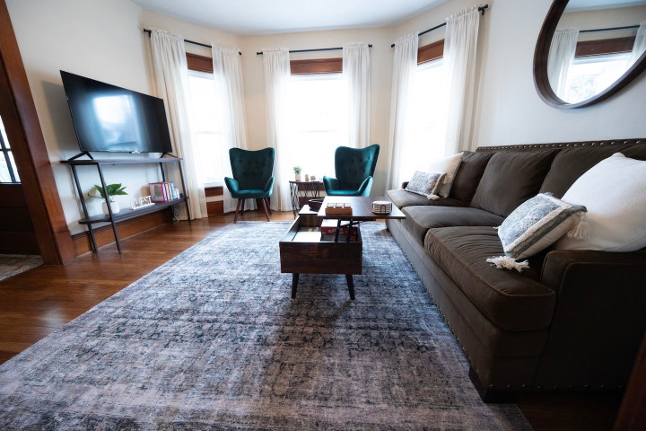 Hidden Gem - Home Away From Home. Newly Remodeled - Medina, OH