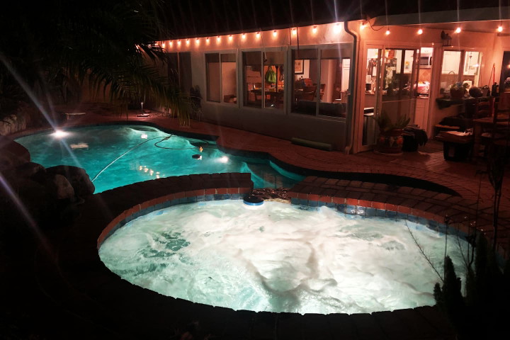 Full Kitchen - Jacuzzi - Laundry - Private - Piano - シミバレー, CA