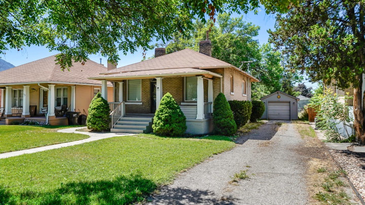 Classic Provo Character Home | Sleeps 6 - Provo, UT