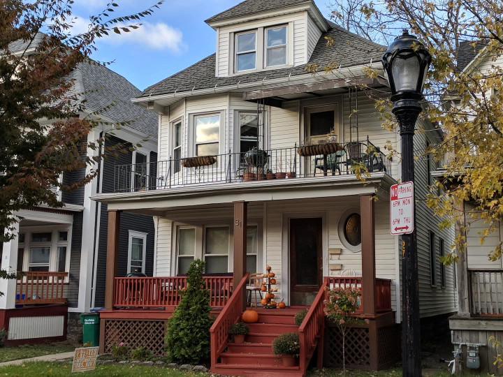 Beautifully Updated Apartment In North Buffalo - Buffalo, NY