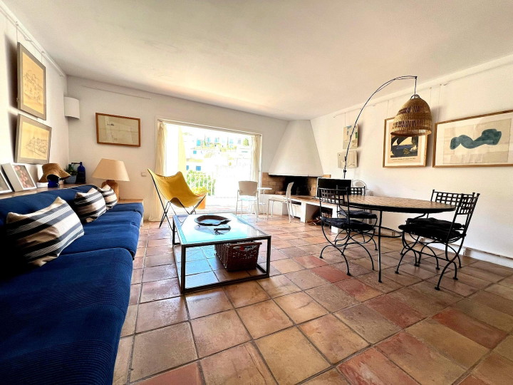 Apartamento De 3 Habitaciones En Port Doguer - Cadaqués