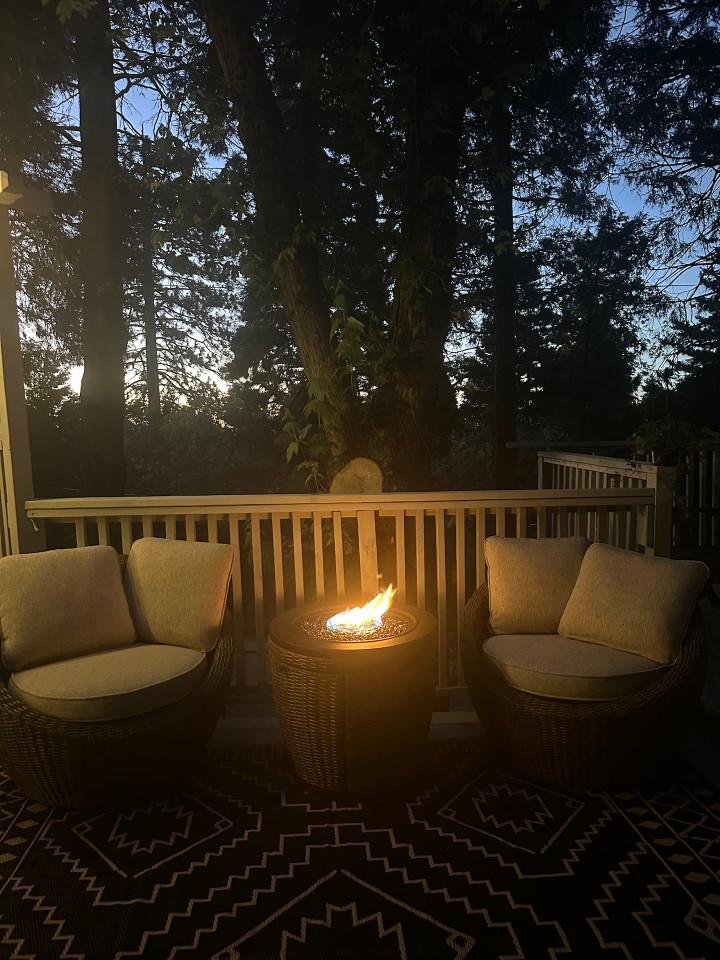 Treehouse Acres
Fireplace, Jacuzzi, Bbq - Crestline, CA
