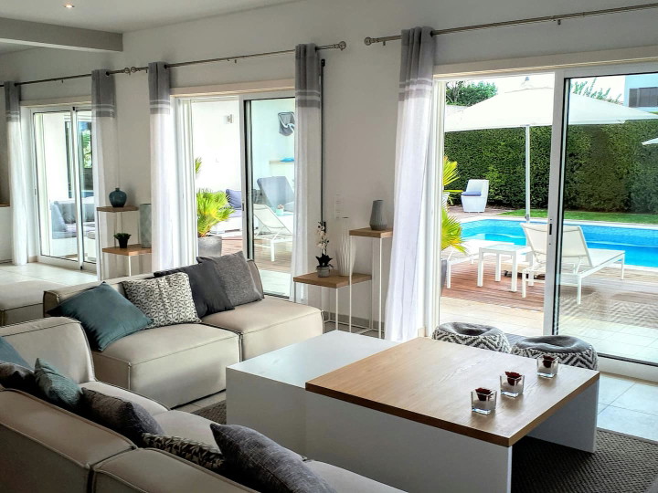 Beautiful Villa, Rooftop, Swimming Pool <1km Beach - Faro District