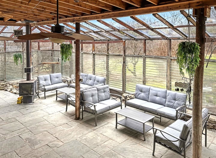 Idyllic Riverfront Farmstead, Golf, Spa & More - Shepherdstown, WV