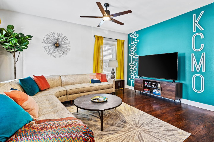 Belvedere Flats - 2 Units + Walkable To Westport! - Kansas City, MO