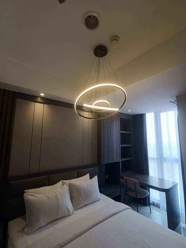 Gold Coast | Dubai Room| Netflix - Jakarta