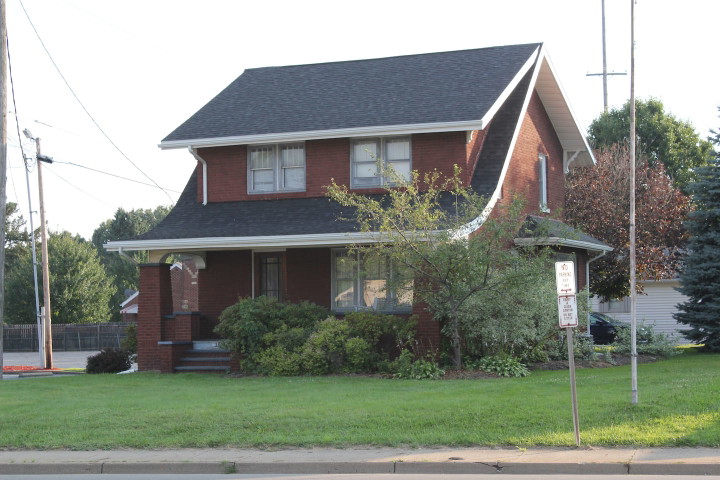 End Zone Bnb - Canton, OH