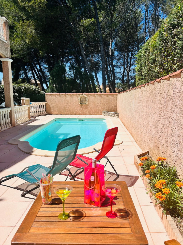 Calme & Confort  T3 Ensoleillé Avec Piscine*clim* - Port-de-Bouc